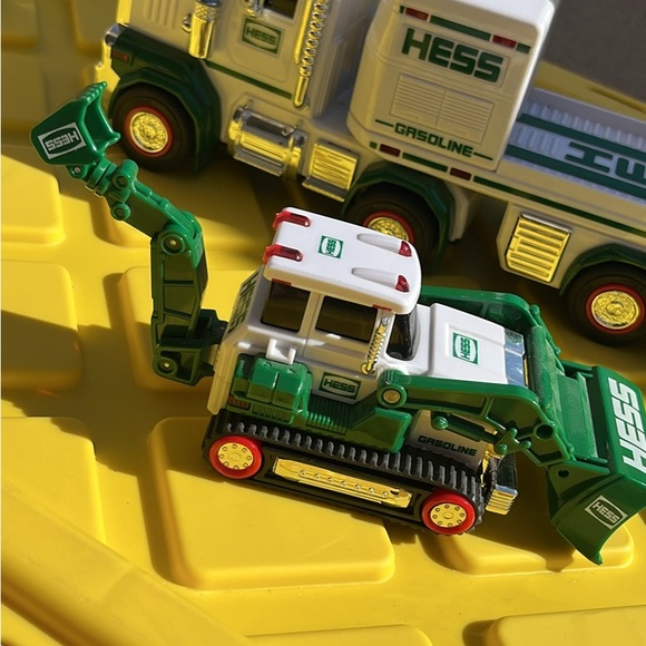 Hess | Toys | Hess Kids Toygreen And White Toy Excavator Truck ...